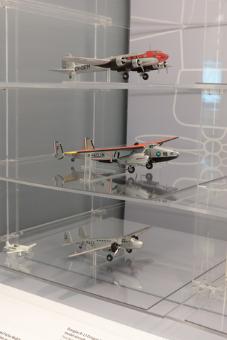 Exhibitions | Aviation Evolutions: The Jim Lund 1:72 Scale Model ...