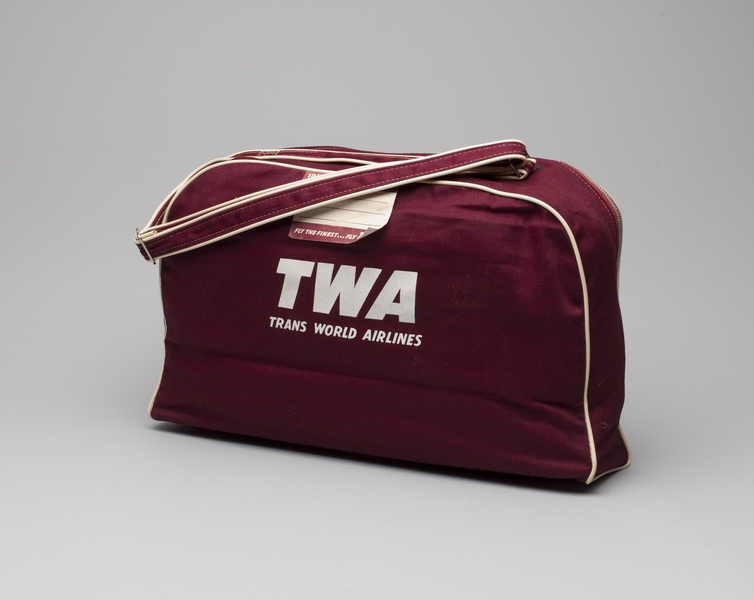 Objects | airline bag: TWA (Trans World Airlines) | SFO Museum