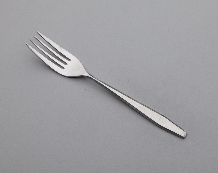 Objects | fork: Qantas Airways | SFO Museum